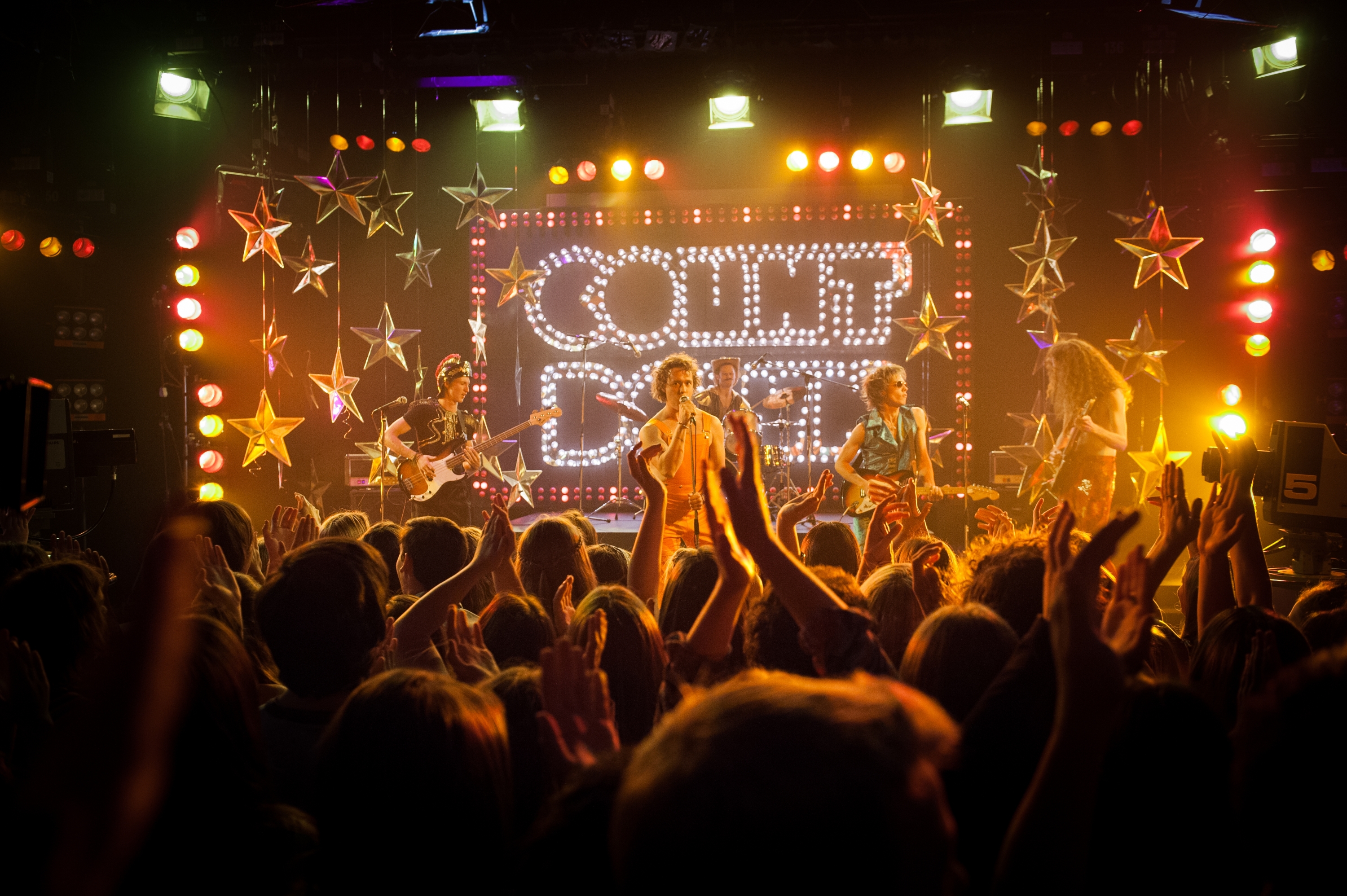 Skyhooks in the Countdown Studio fronted by Ben Geurens as ‘Shirl ...